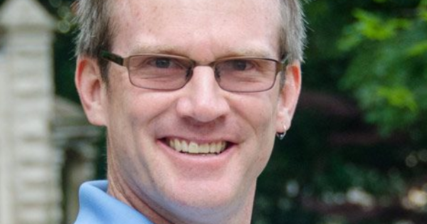 Research shows how biology helps form communication theories | School ...